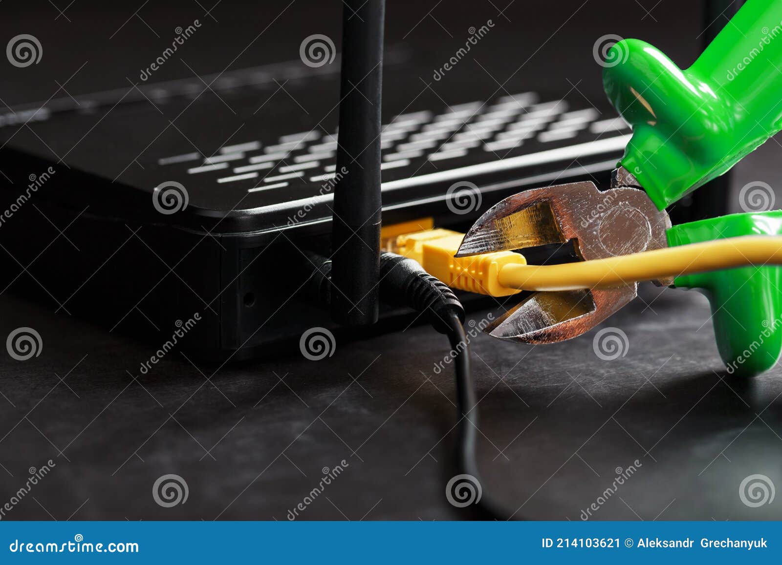 Cutting and Disconnecting the Network Internet Connection with Cutting ...