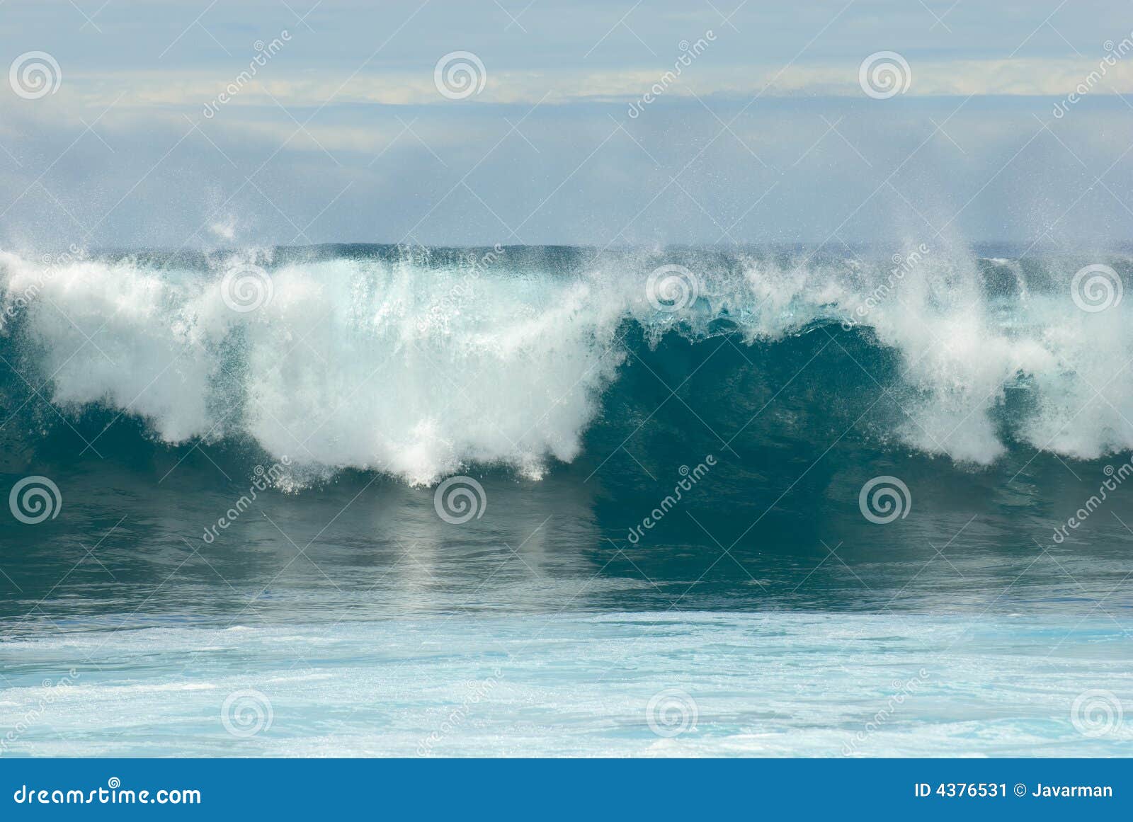 Breaking wave stock image. Image of wave, challenge, ocean - 4376531