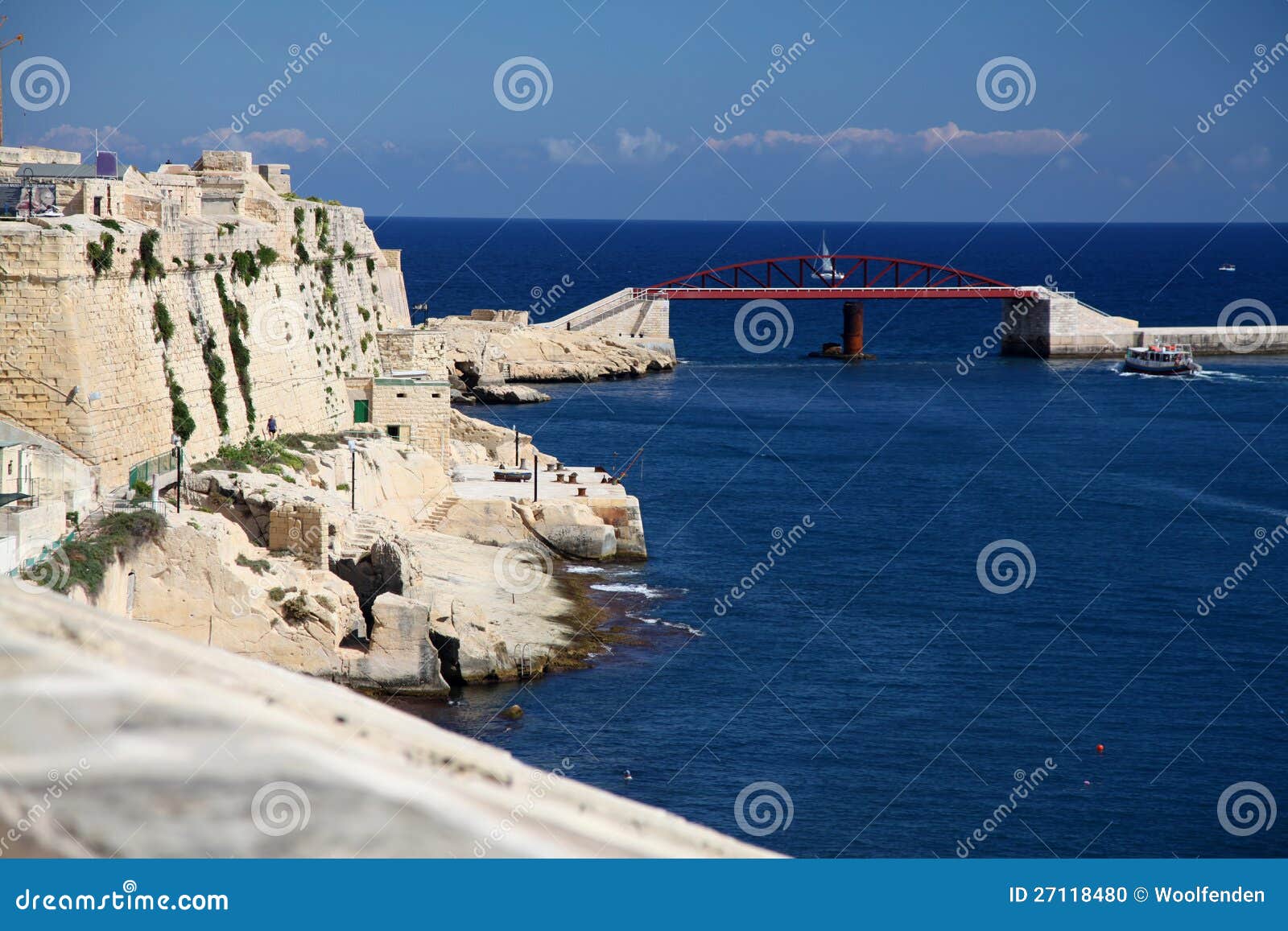 The Breakwater Bridge stock photo. Image of grand, harbour - 27118480