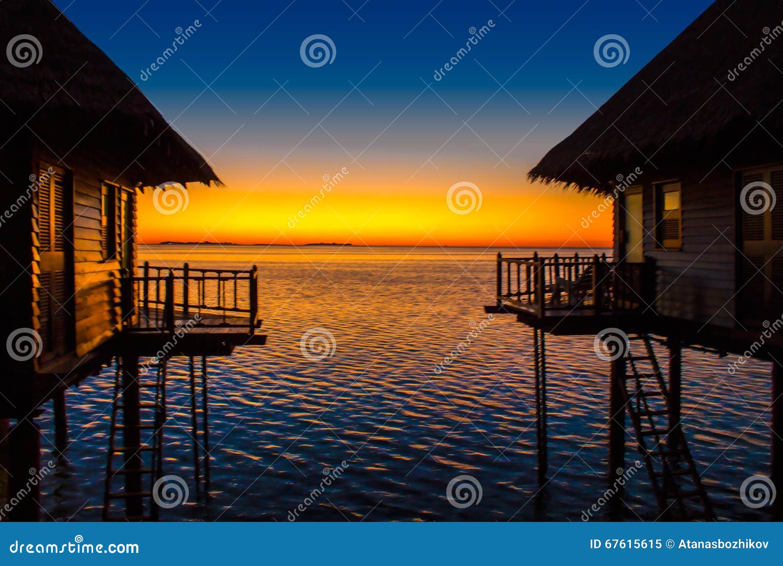 A Breathtaking Sunset Illuminates The Vast Savannah On The Way To Mount ...