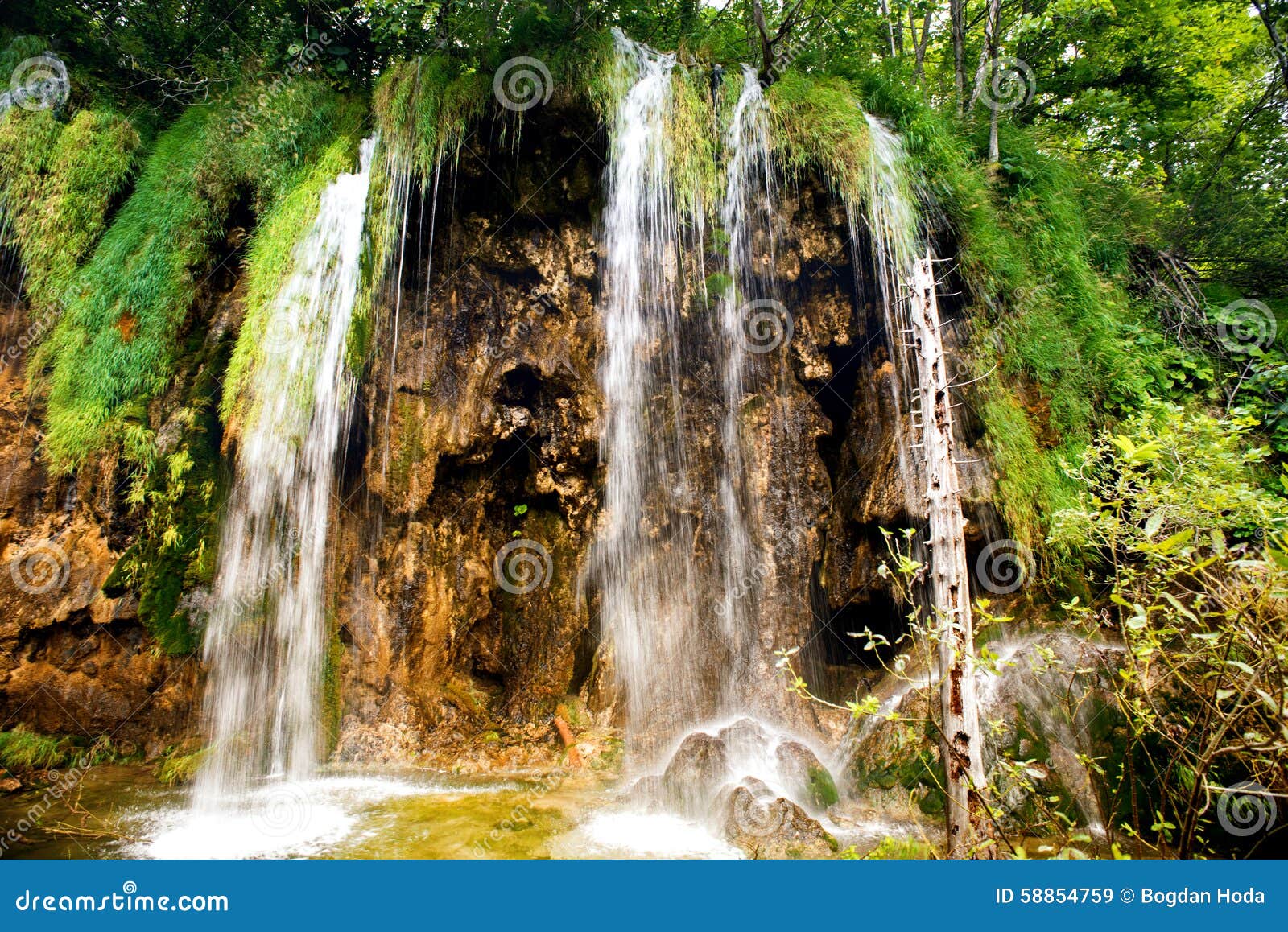 Breathtaking View of Natural Waterfall, Lake Cascade and Water in Deep ...