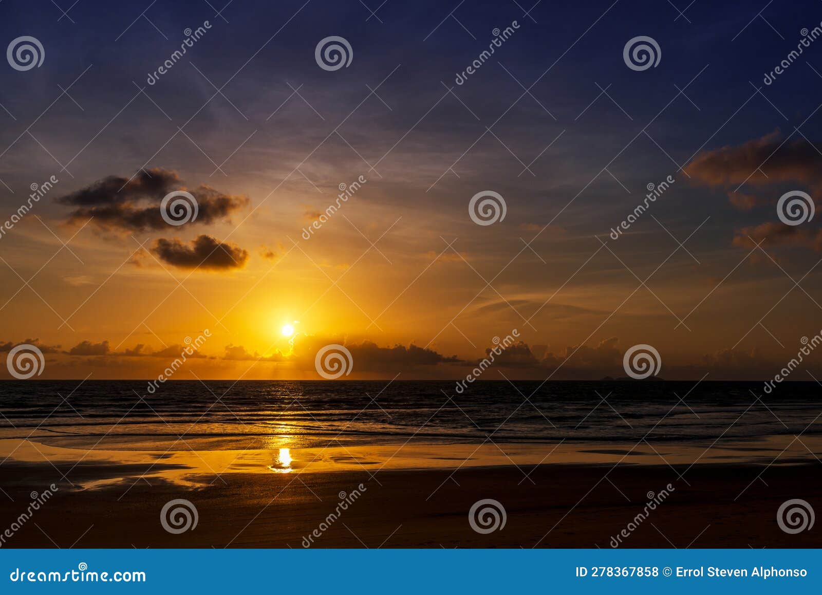 Breathtaking View of the Setting Sun on the Beach Stock Photo - Image ...
