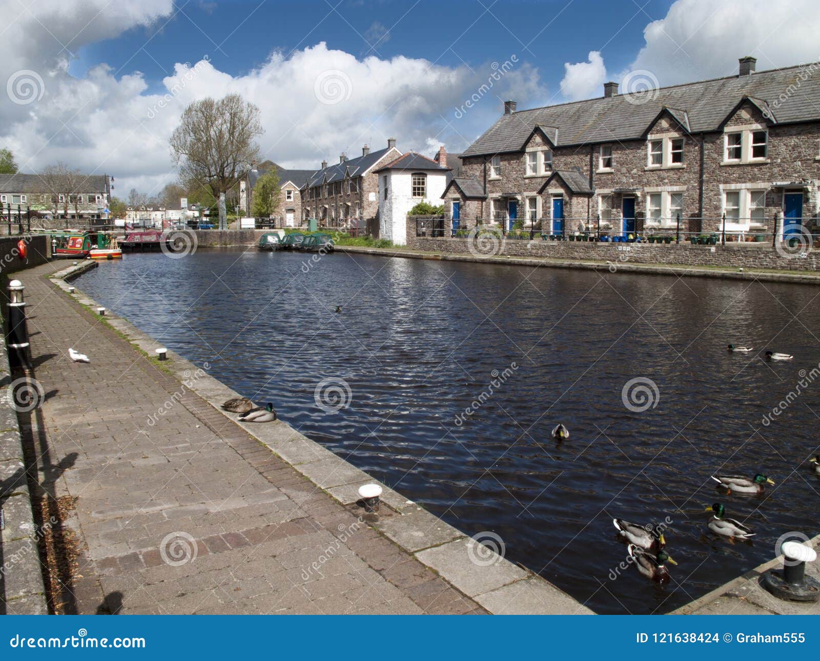Brecon Canal Basin editorial stock image. Image of town - 121638424