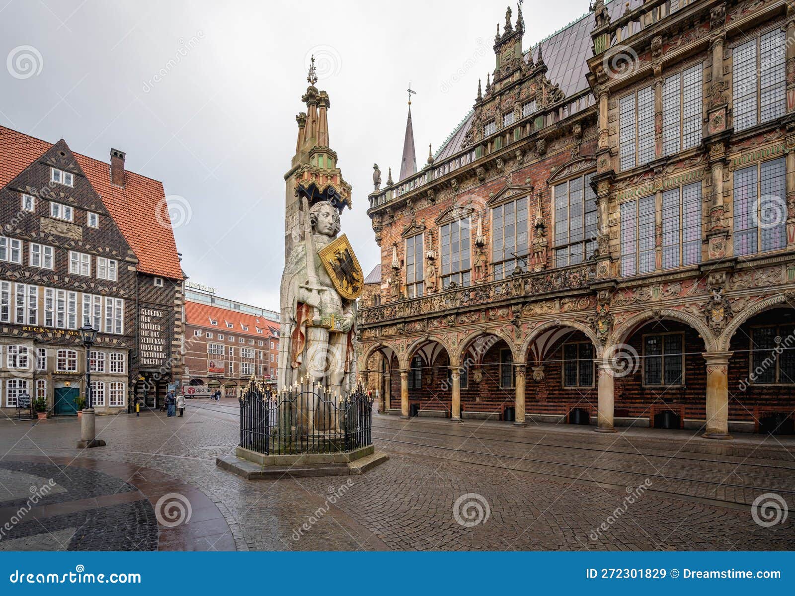 Bremen Roland Statue at Market Square - Bremen, Germany Editorial Stock ...