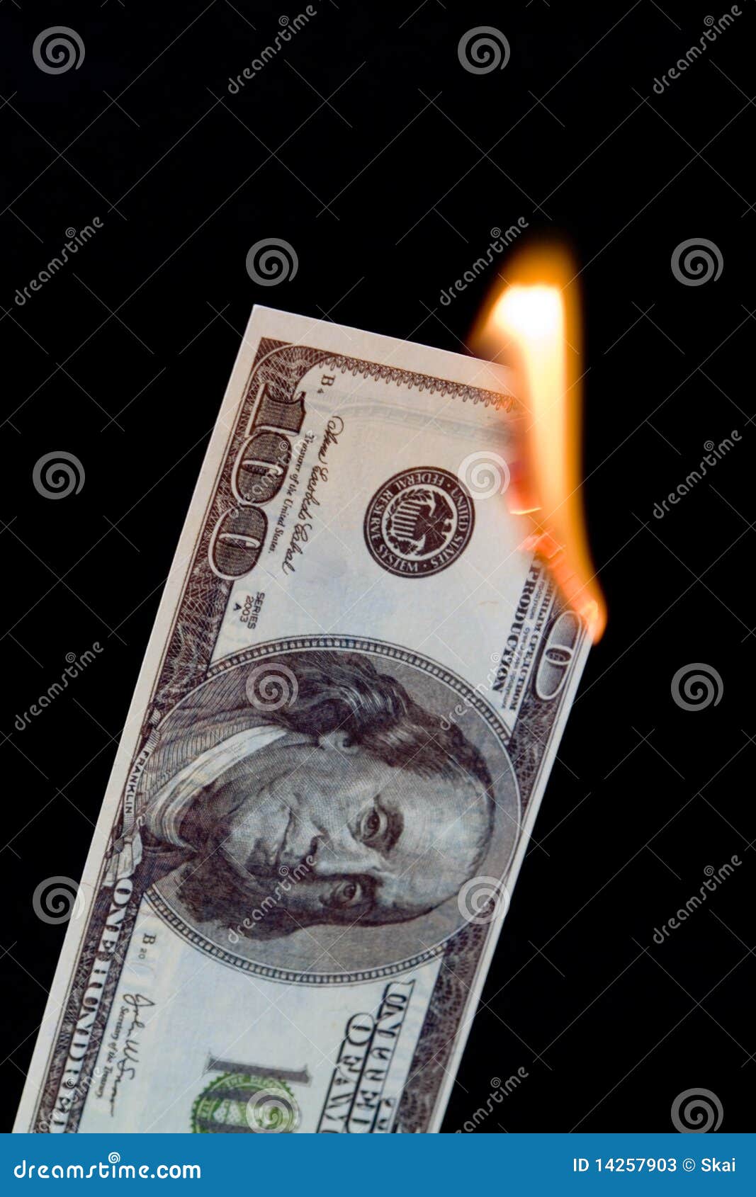 Brennendes Geld stockbild. Bild von bankverkehr, hitze - 14257903