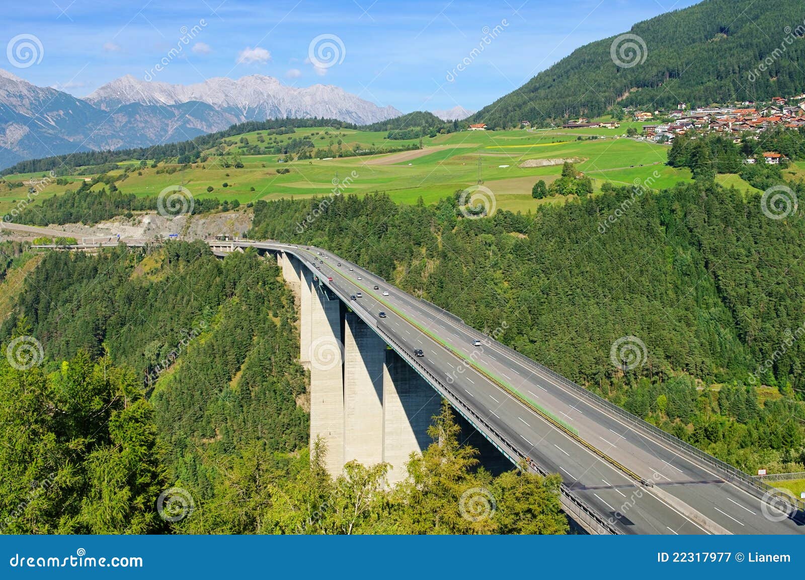 Brennerautobahn stock image. Image of speedway, traffic - 22317977