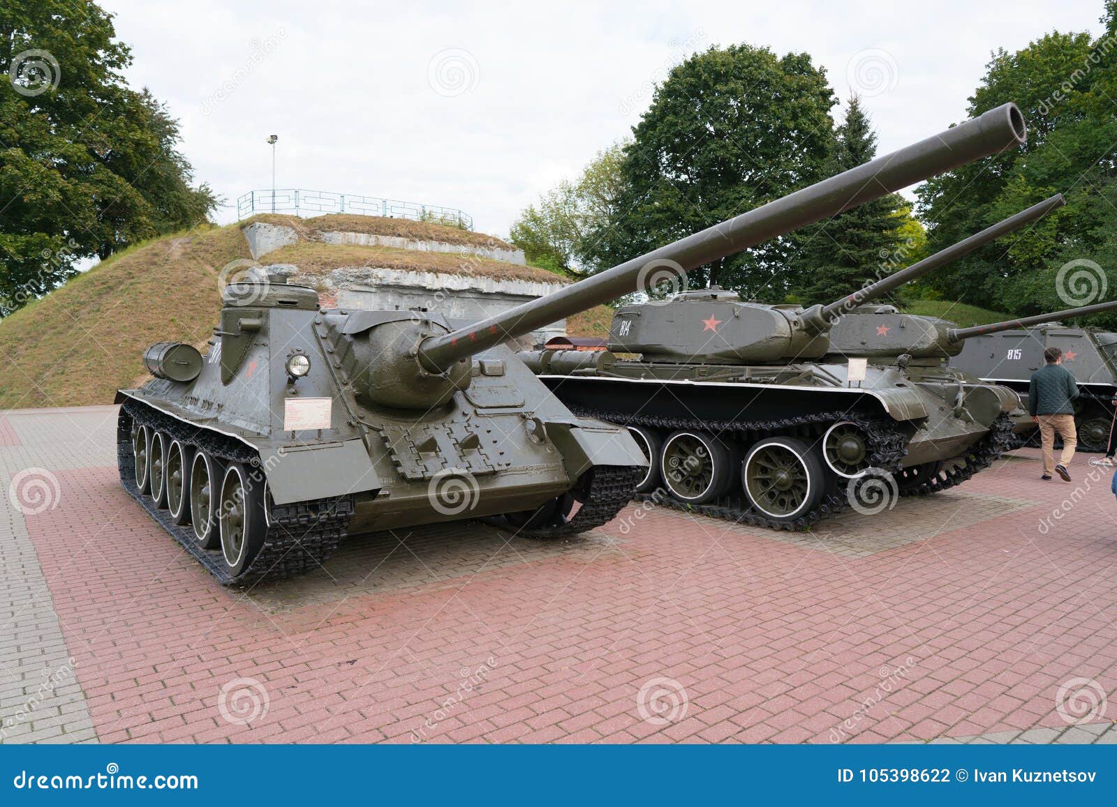 Brest, Belarus - September 25, 2016: SU-100 Soviet Self-propelled ...