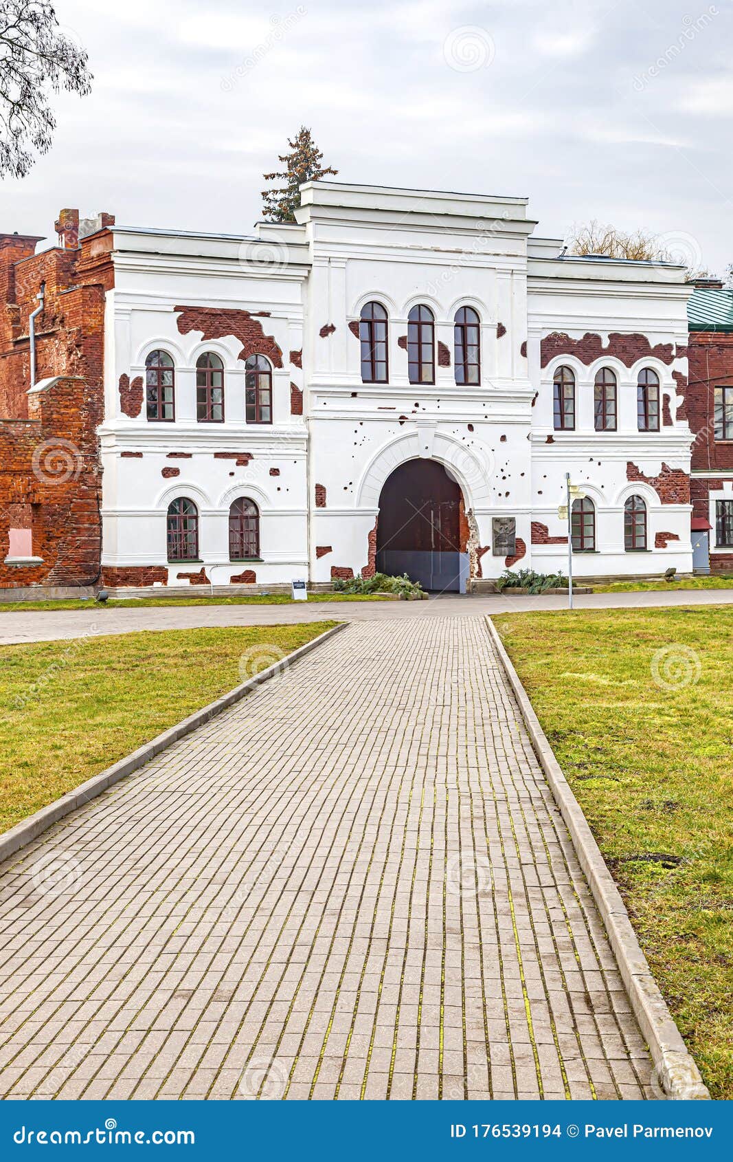 Brest Fortress. Kholm Gate. Republic of Belarus Editorial Stock Image ...