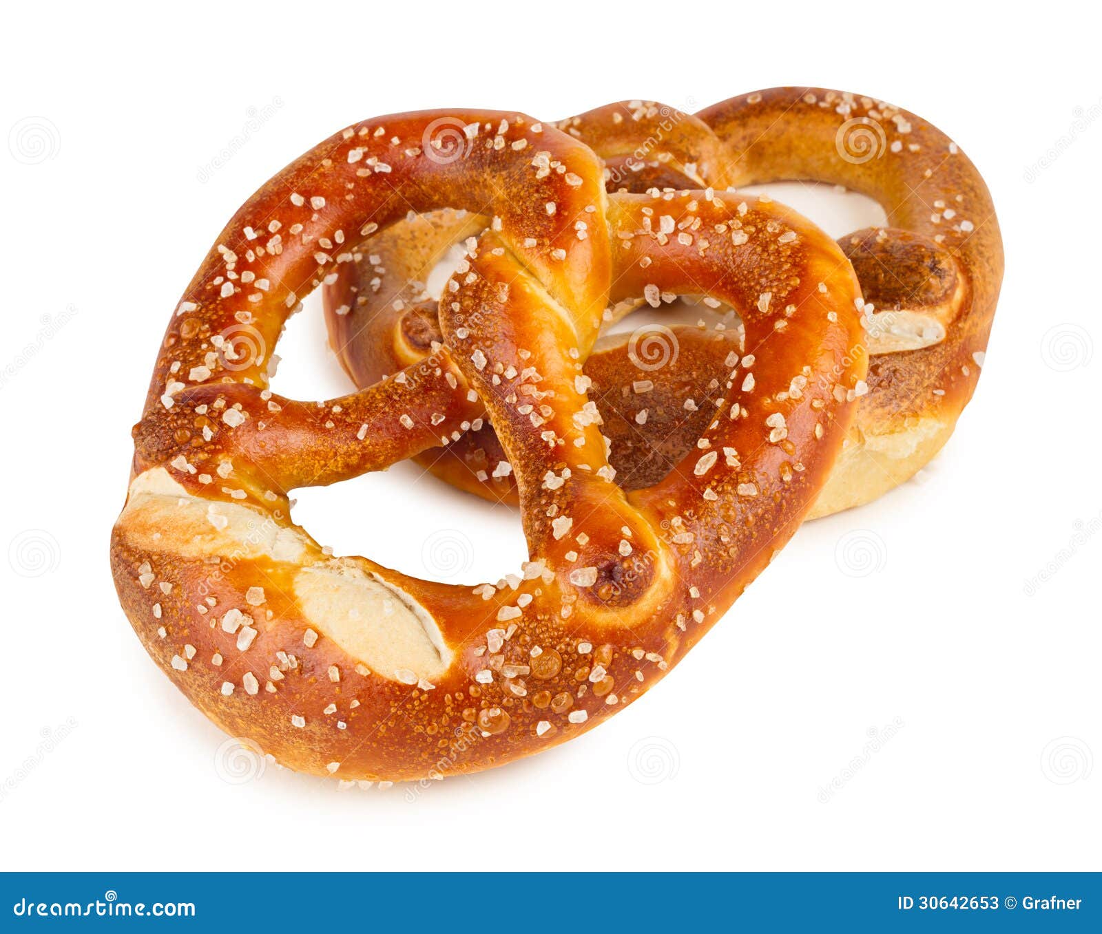 Bretzel allemand frais image stock. Image du roulement - 30642653