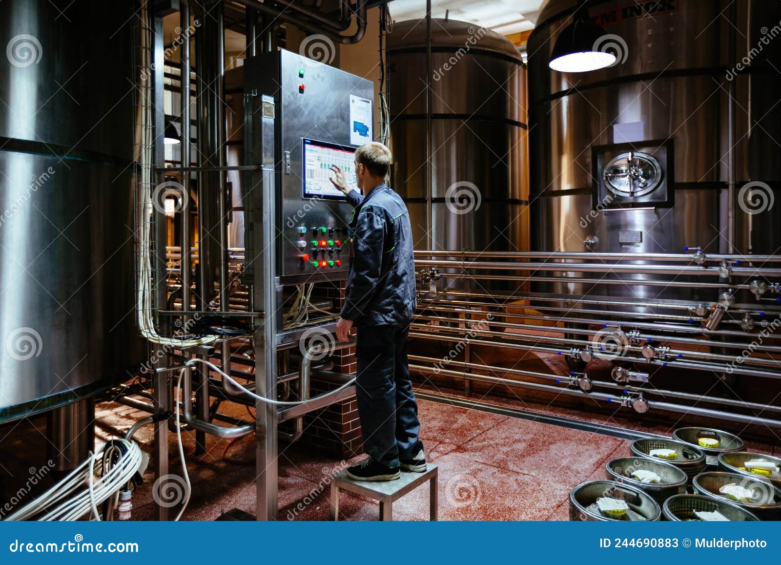 Brewer with CNC Machine for Control of Brewing Process Editorial Stock ...