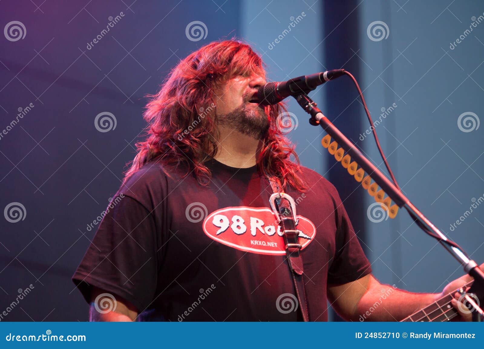 Brian Wheat editorial image. Image of band, metal, performance - 24852710