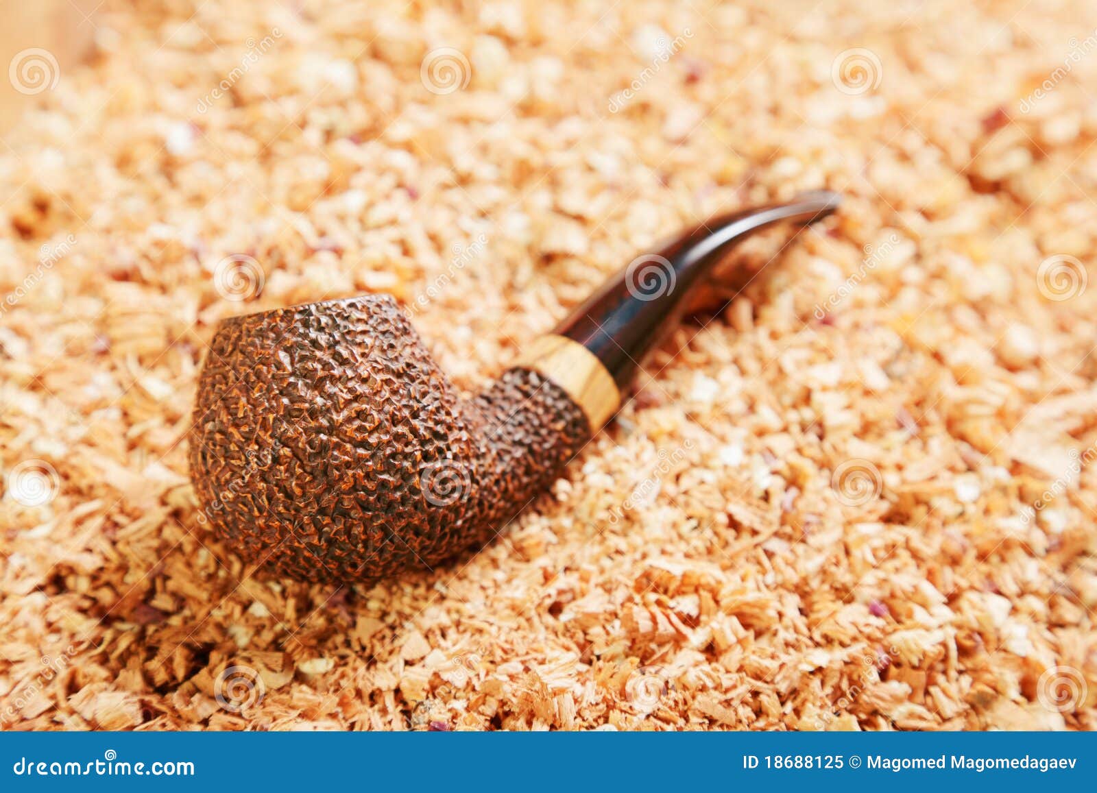 Briar smoking pipe stock image. Image of wooden, pipe - 18688125