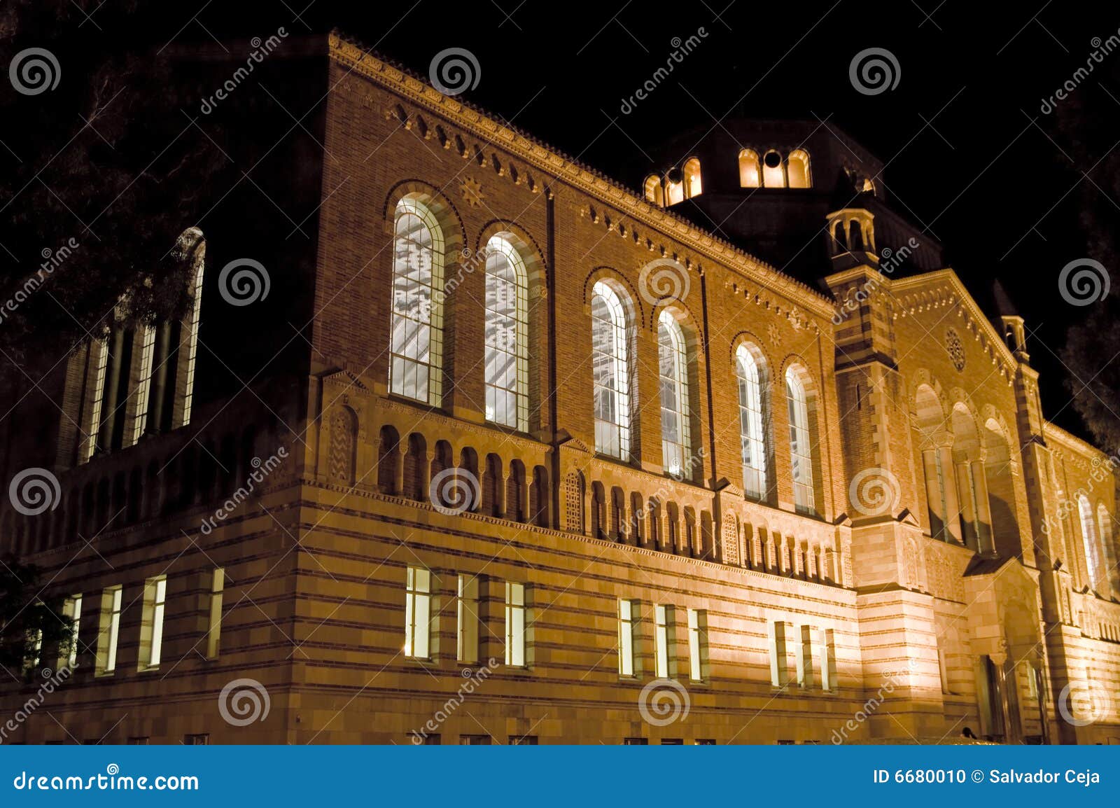 Brick Architecture Stock Photo | CartoonDealer.com #6680010