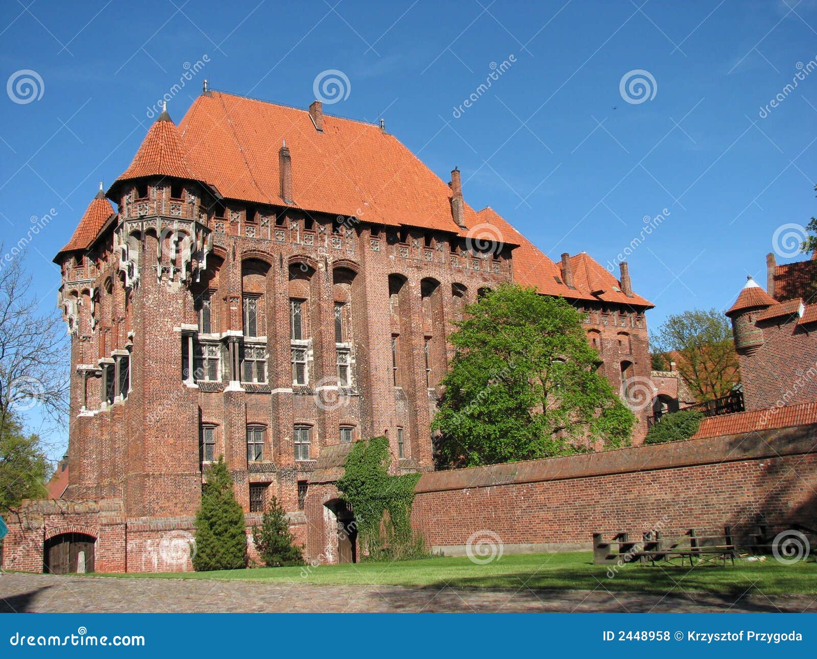 Brick Castle stock photo. Image of 14th, massive, huge - 2448958