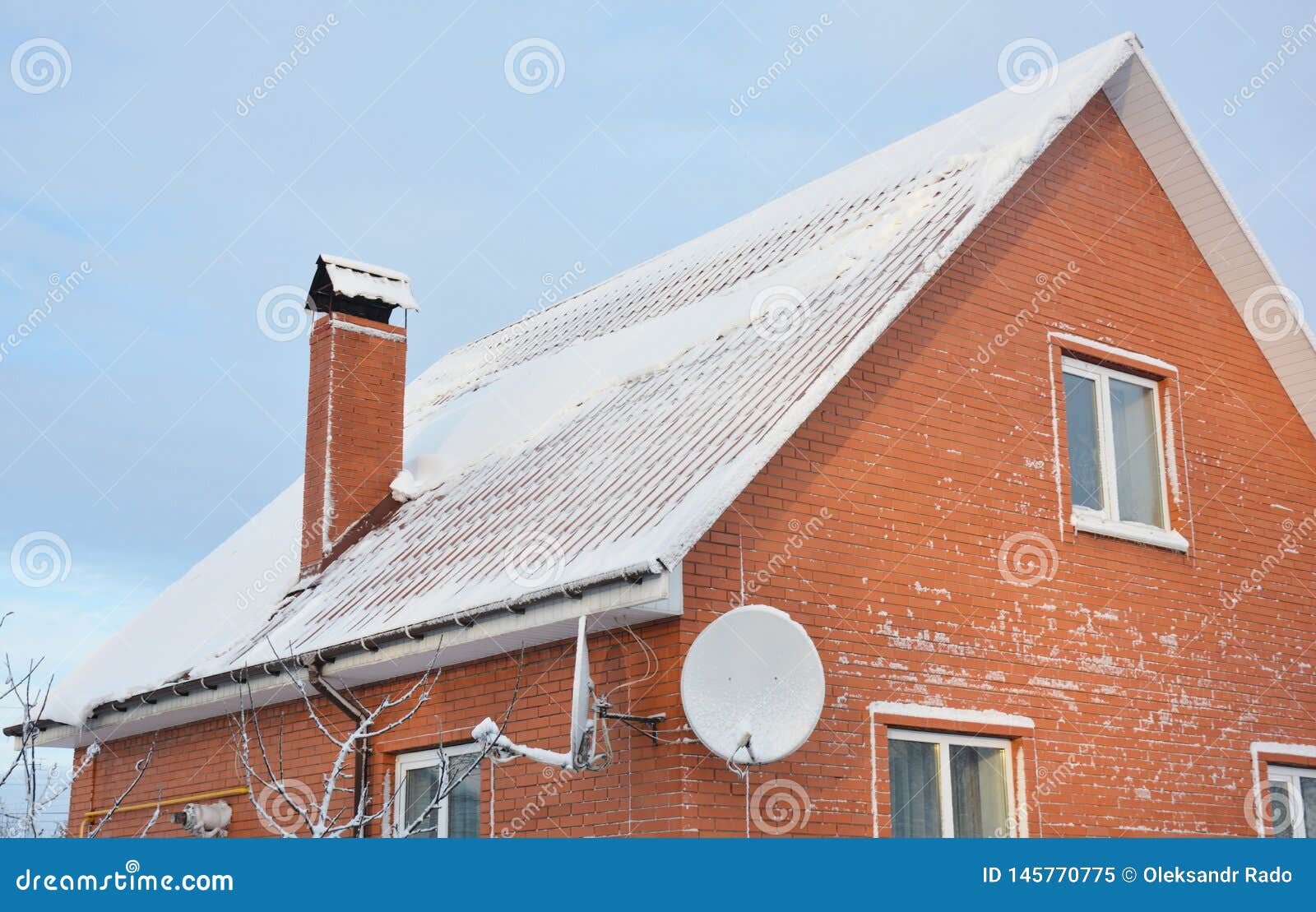 Brick House Covered Snow in Winter Stock Image - Image of chimney ...