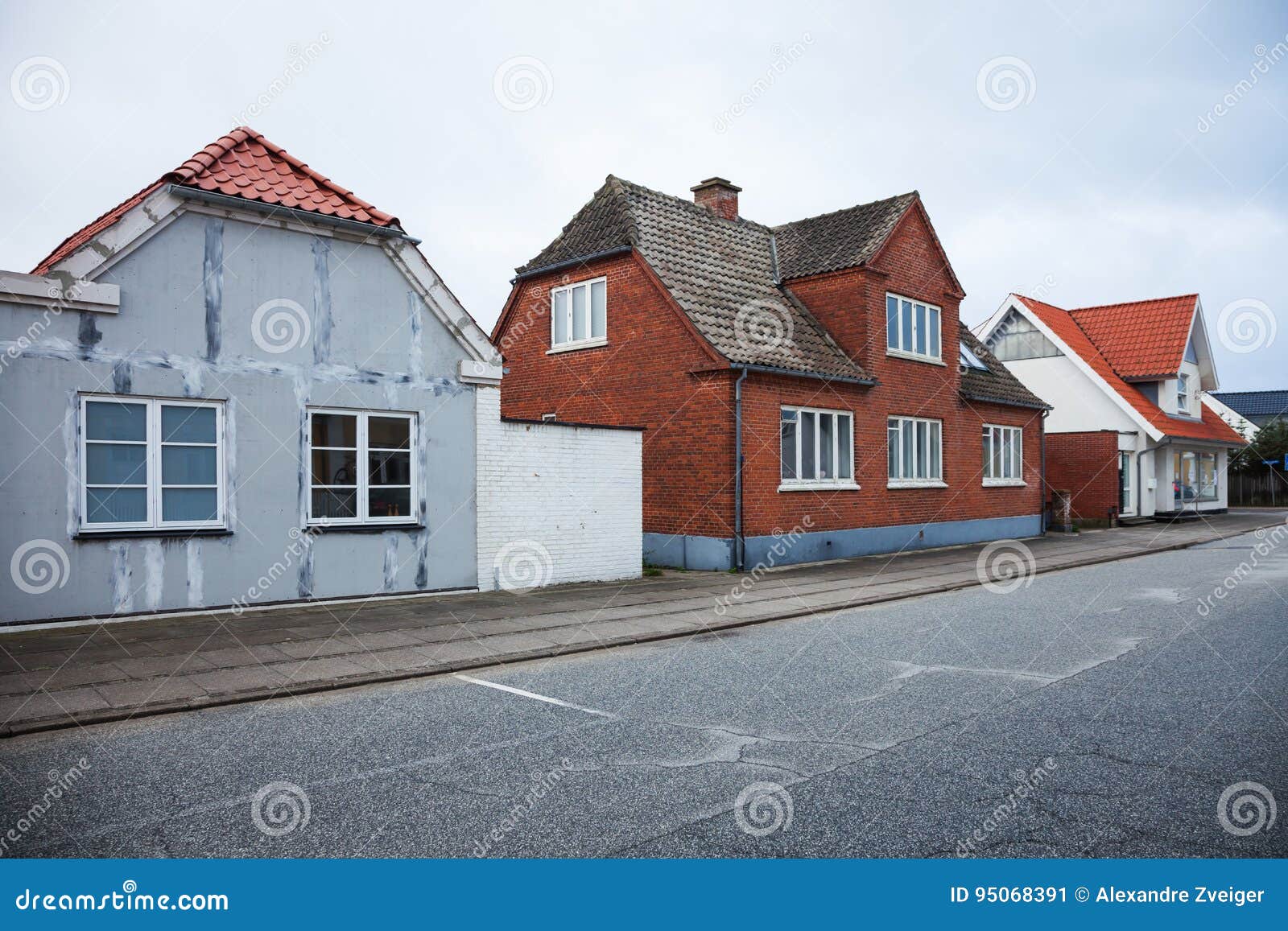 Brick house in Denmark editorial photo. Image of garden - 95068391