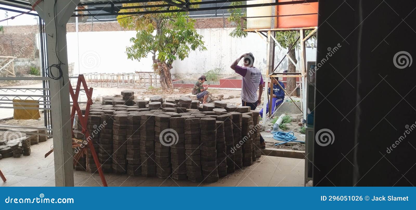 Brick laying work editorial photo. Image of work, concrete - 296051026