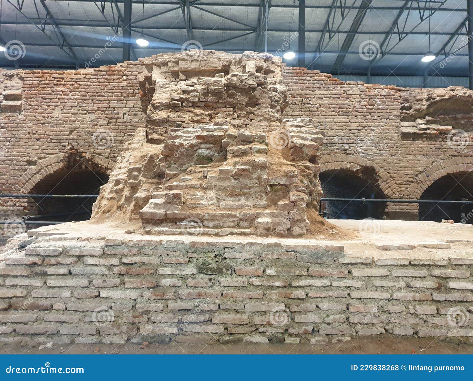 Brick Old Wall Benteng Belanda Editorial Stock Photo - Image of benteng ...