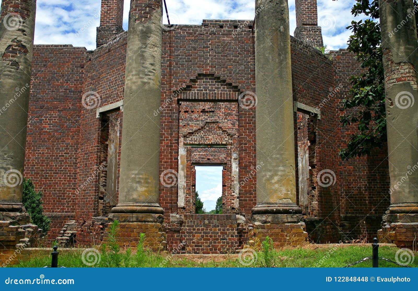 Brick Ruins and Four Columns Stock Photo - Image of four, masonry ...