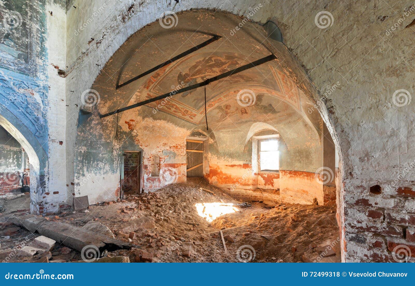 Red Brick Vault. Ceiling. Circular Pattern. Architectural Texture Stock ...