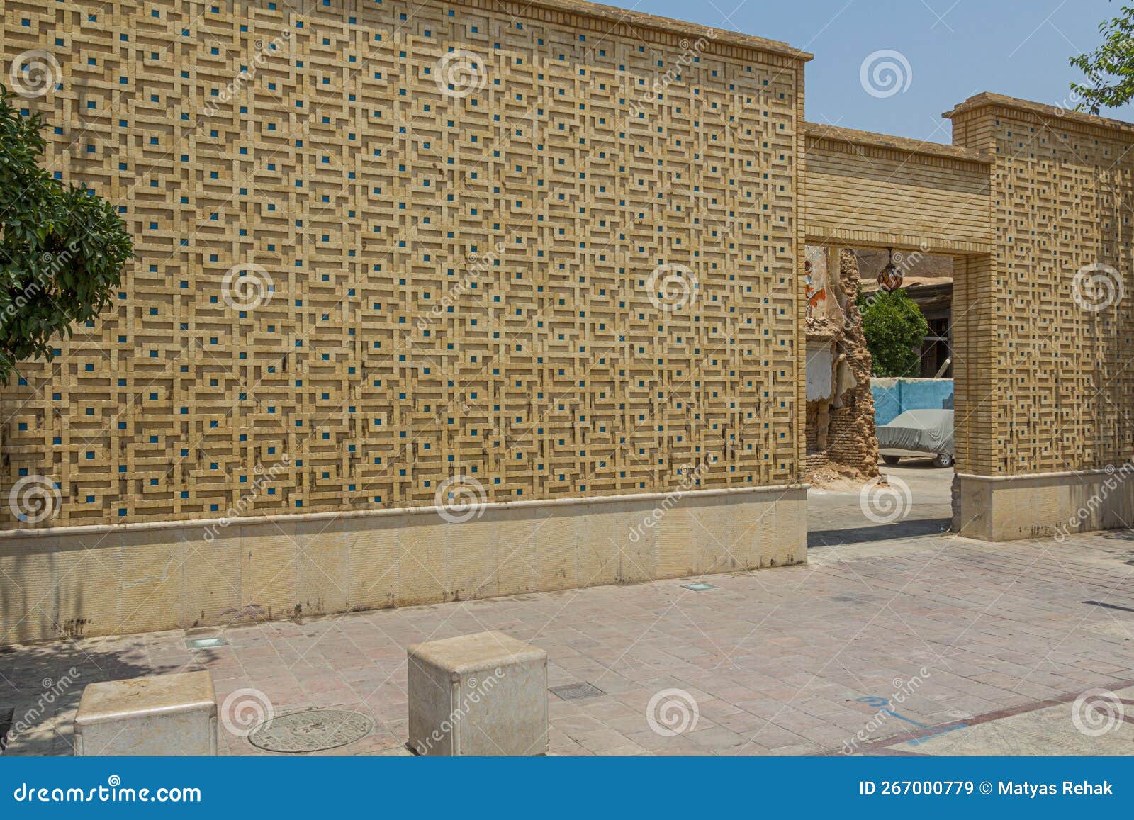Brick wall in Shiraz, Ir stock image. Image of ruins - 267000779