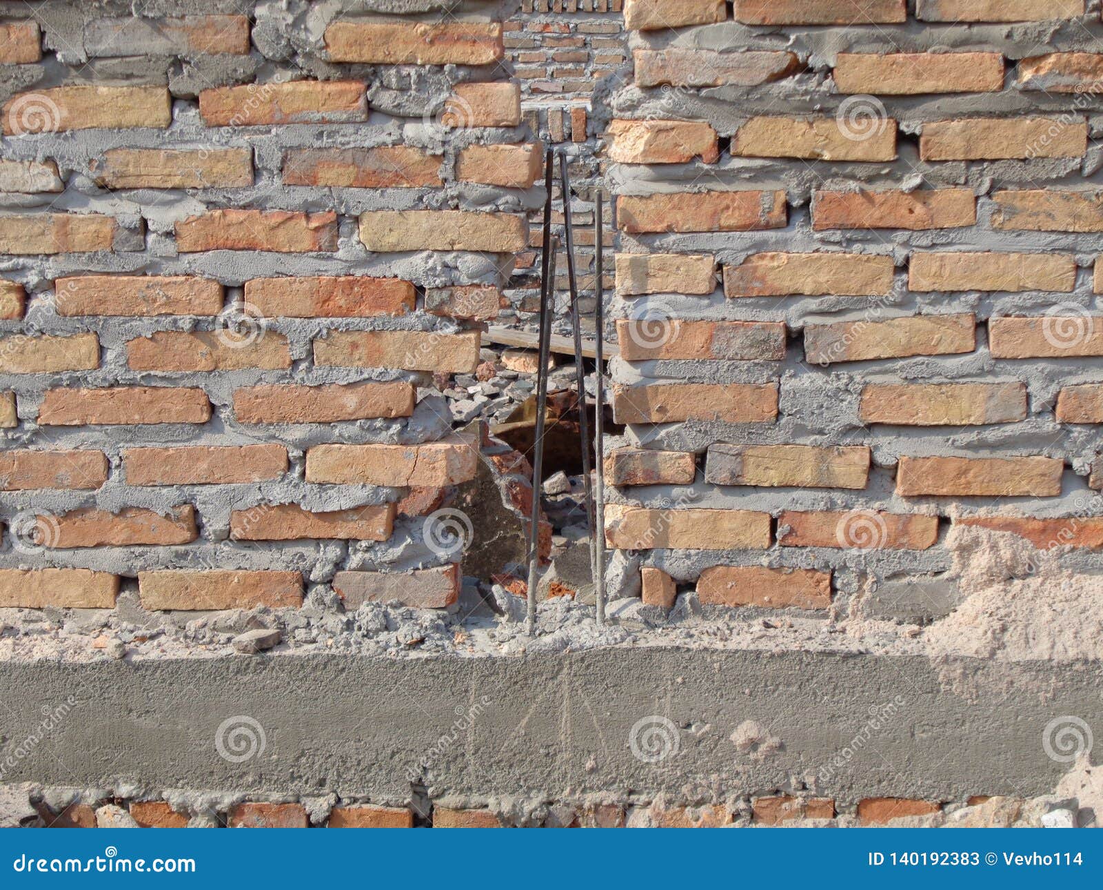 Brick Wall Under Construction Stock Image - Image of wall, brick: 140192383
