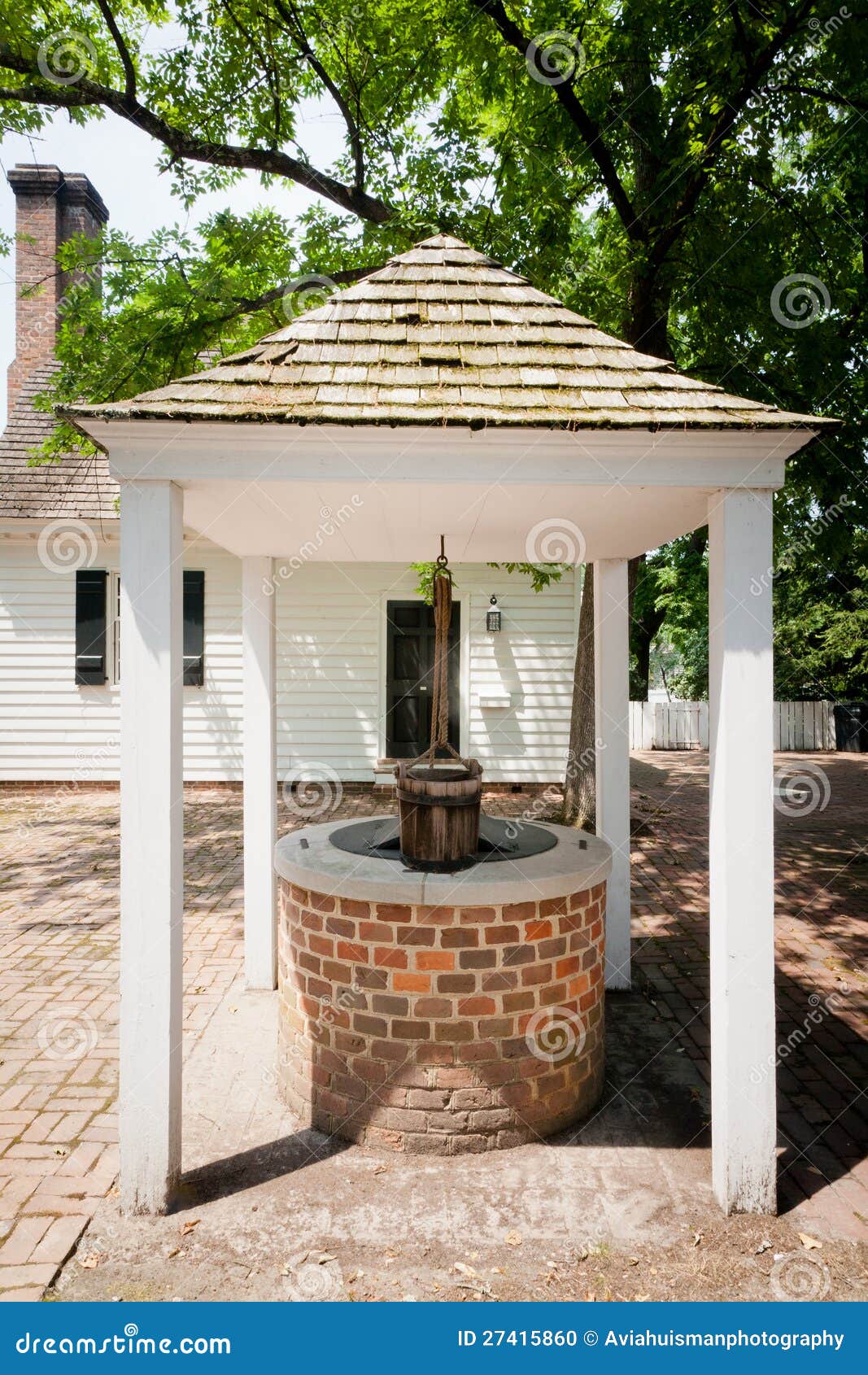 Brick Well for Water stock photo. Image of brick, america - 27415860