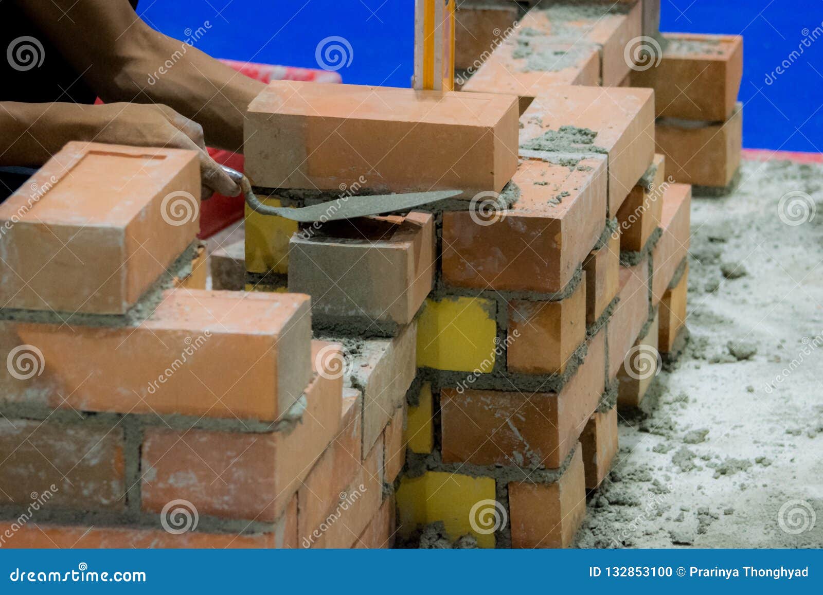 Bricklayer Installing Bricks, Bricklayer Worker Installing Brick Stock ...