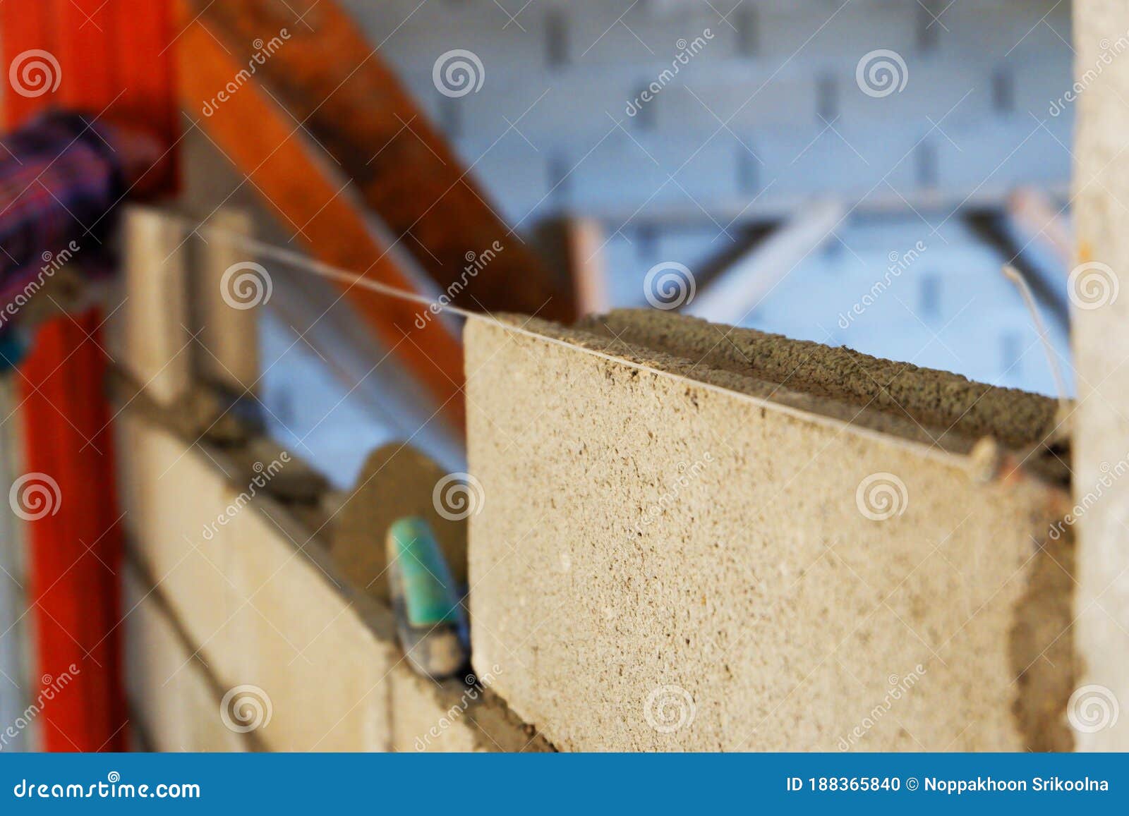 Bricklayer Pull Rope To Find the Level before Construction Cement Brick ...