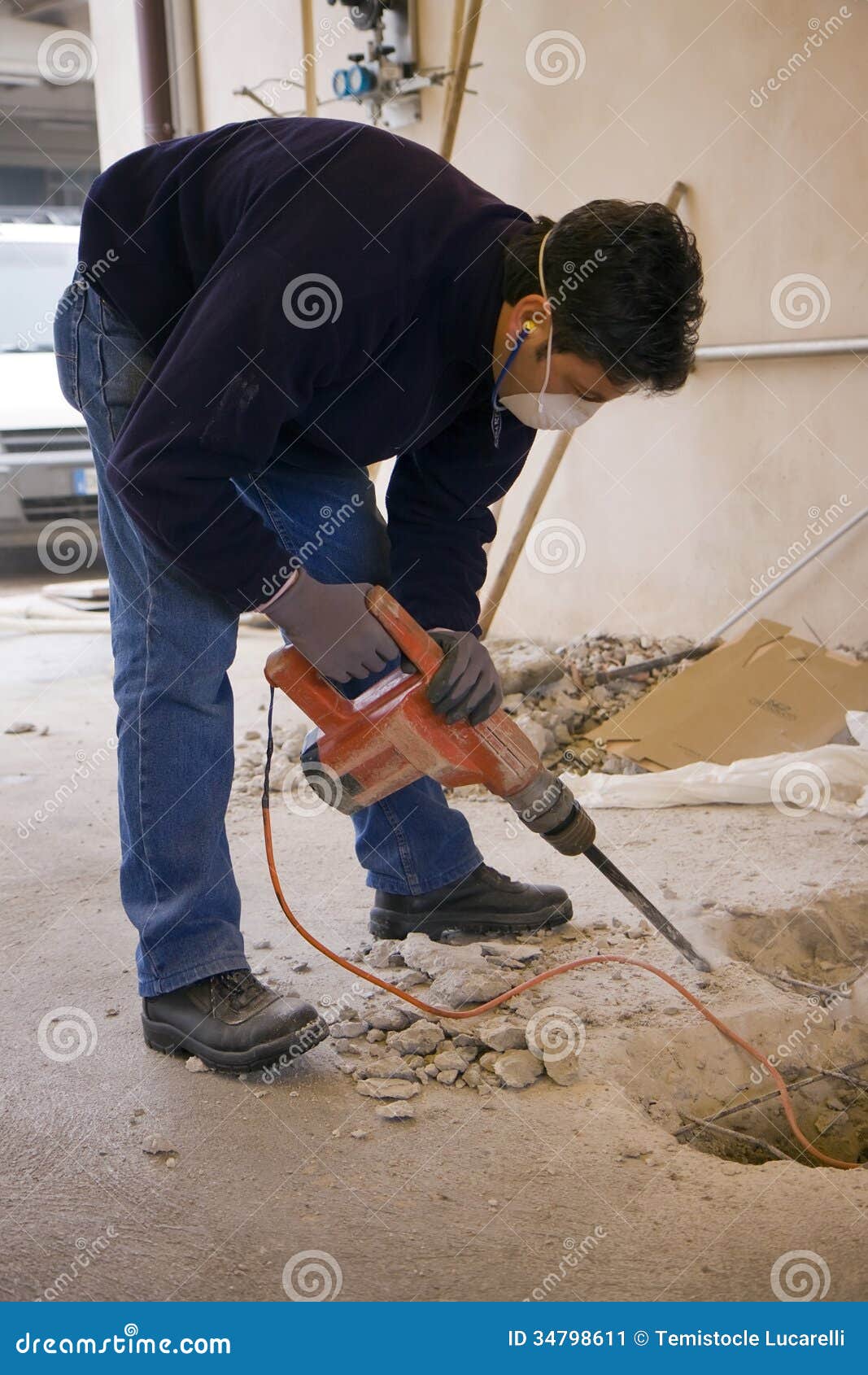 Bricklayer stock image. Image of manufacture, industry - 34798611