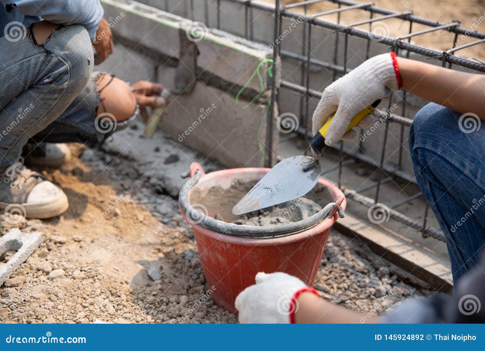 Teamwork. Putty. Stock Photo | CartoonDealer.com #114247692