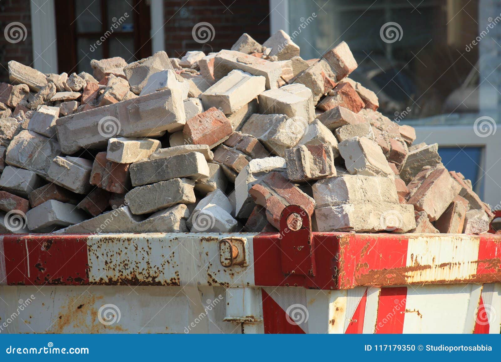 Loaded garbage dumpster stock photo. Image of construction - 117179350