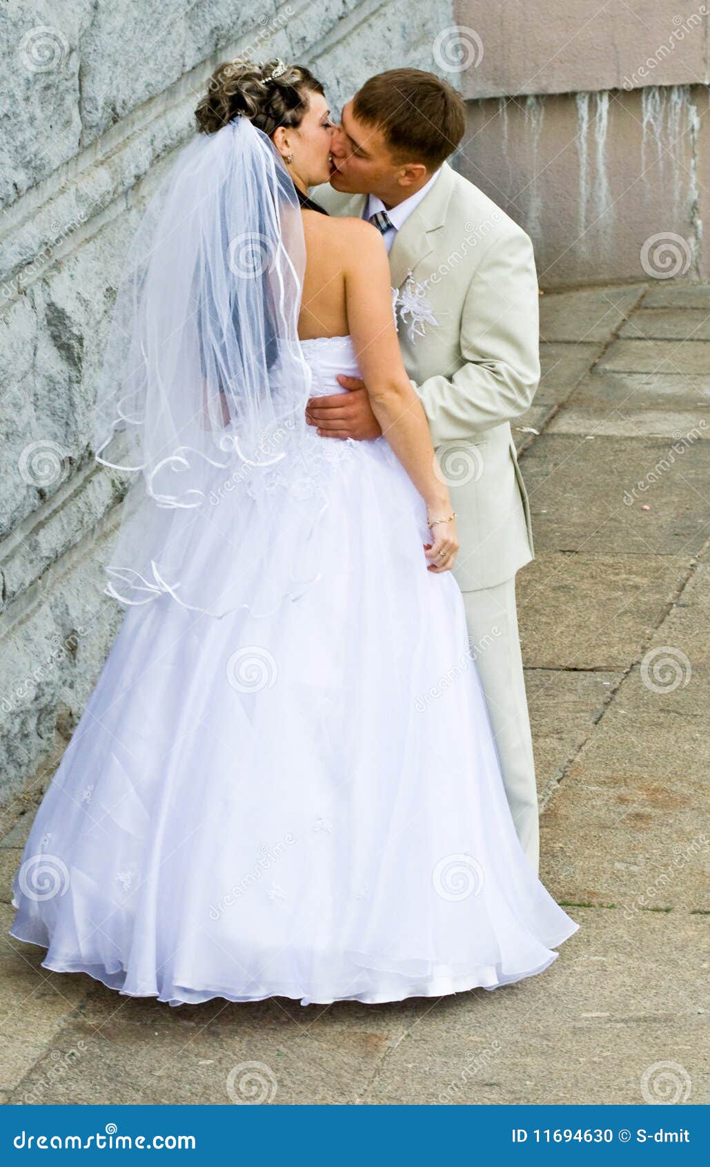 Bride and bridegroom stock photo. Image of love, engagement - 11694630