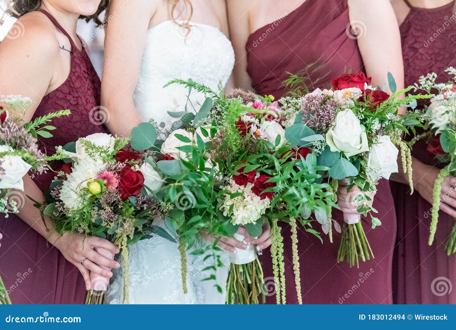 Bride with the Bridesmaids Holding Flowers Bouquets Stock Photo - Image ... Bride with the Bridesmaids Holding Flowers Bouquets Stock Photo - Image ...