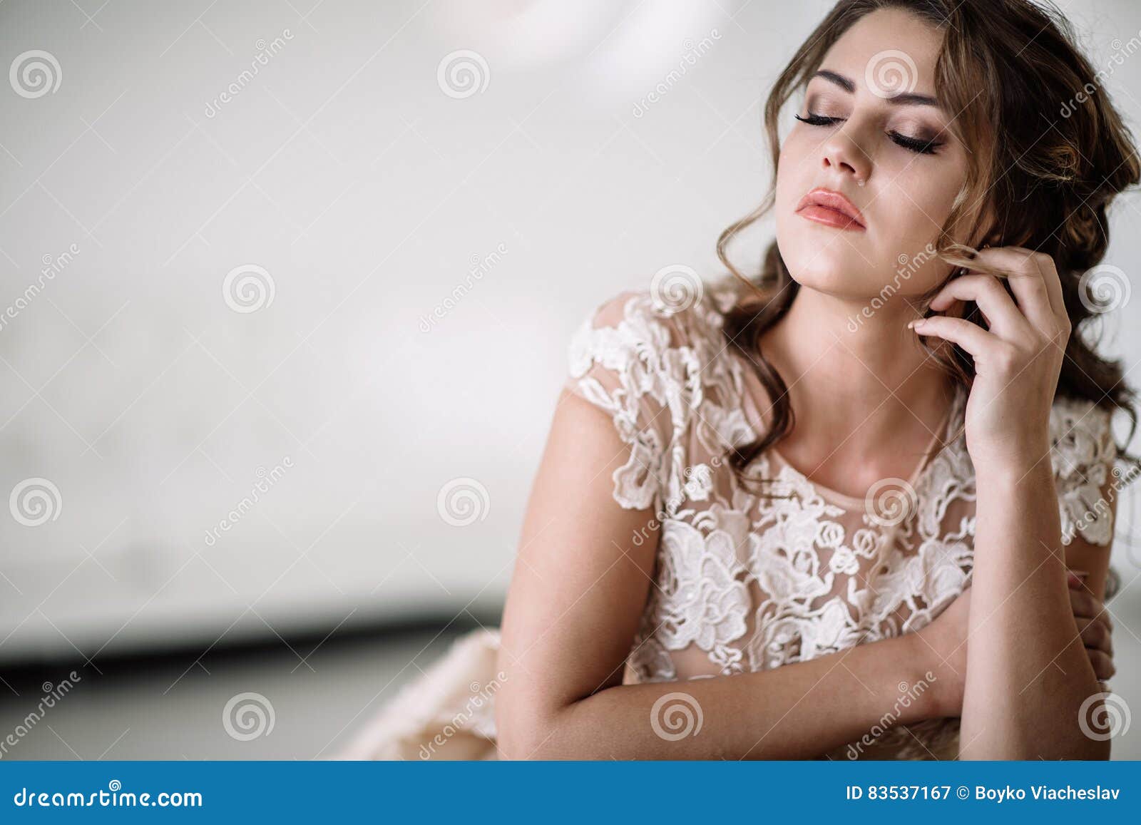 Bride crying stock image. Image of caucasian, marriage - 83537167