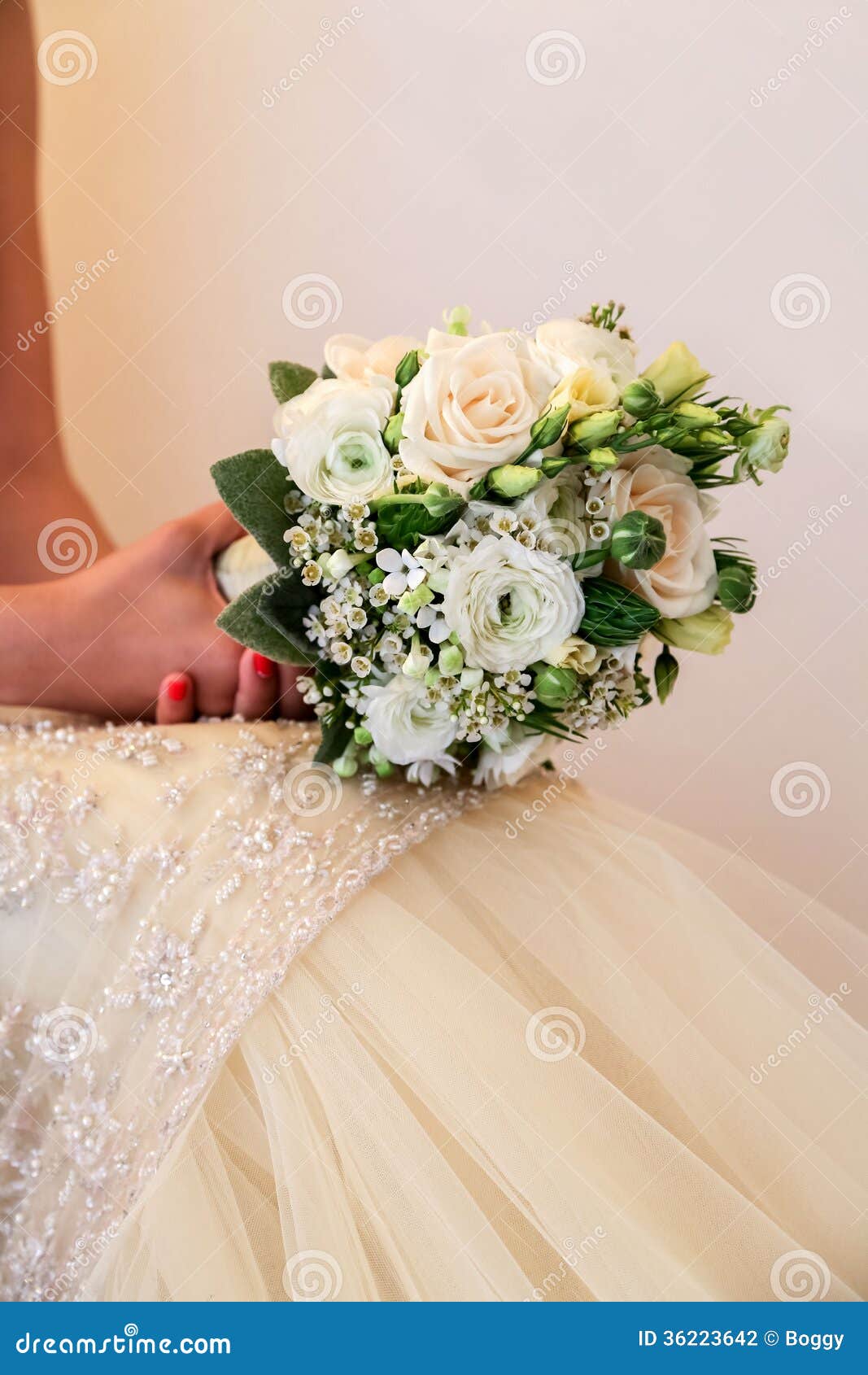 Bride with flower bouquet stock photo. Image of hold - 36223642