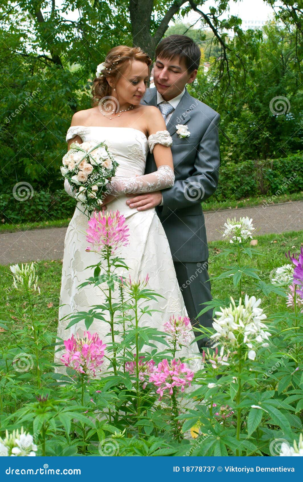 Bride and groom stock image. Image of engagement, feeling - 18778737