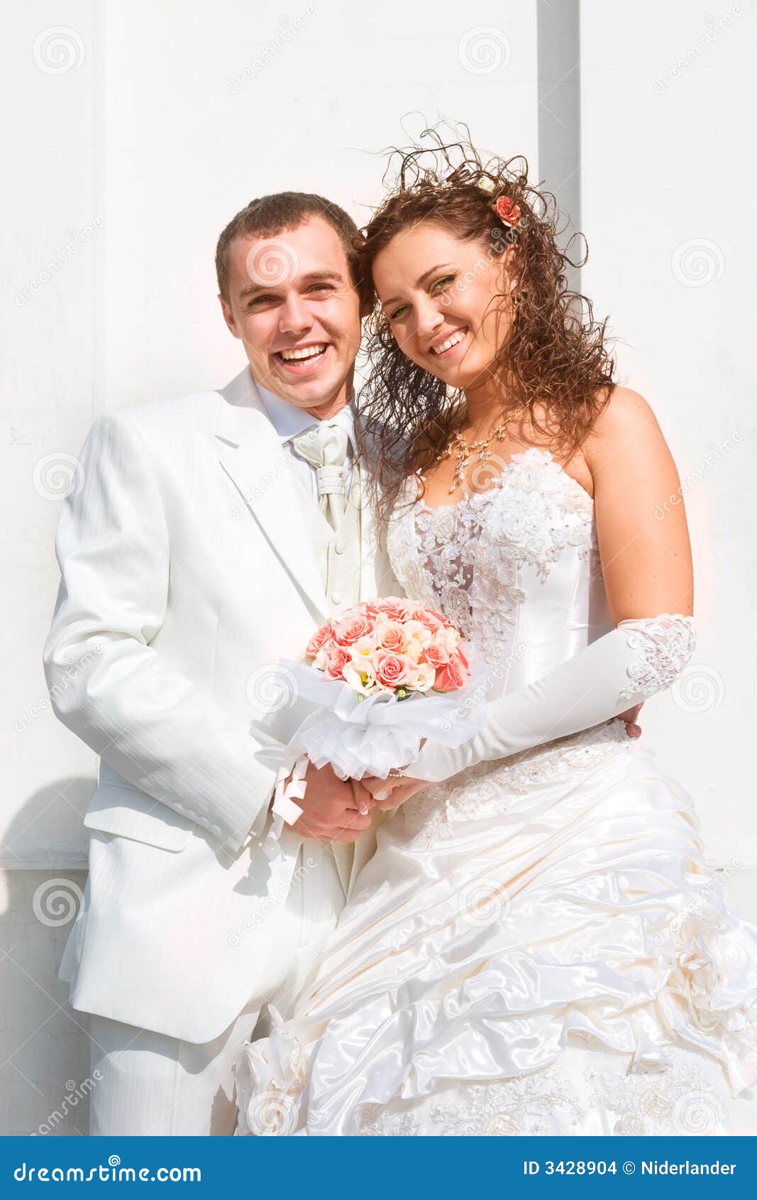 Bride and groom stock photo. Image of dress, groom, beauty - 3428904