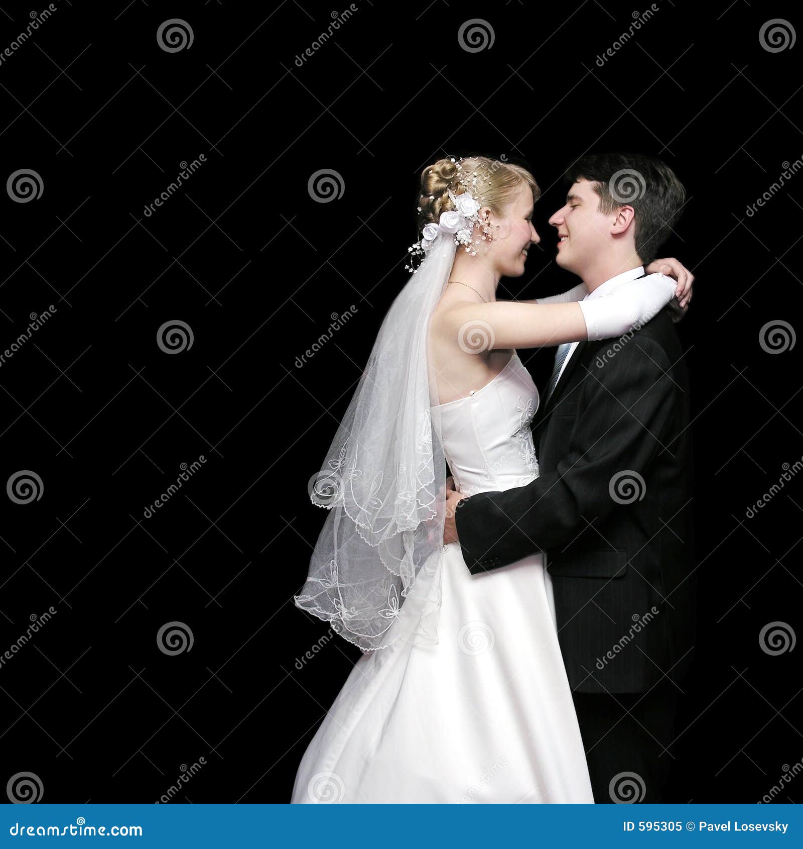 Bride and groom dancing stock image. Image of flowers, dress - 595305