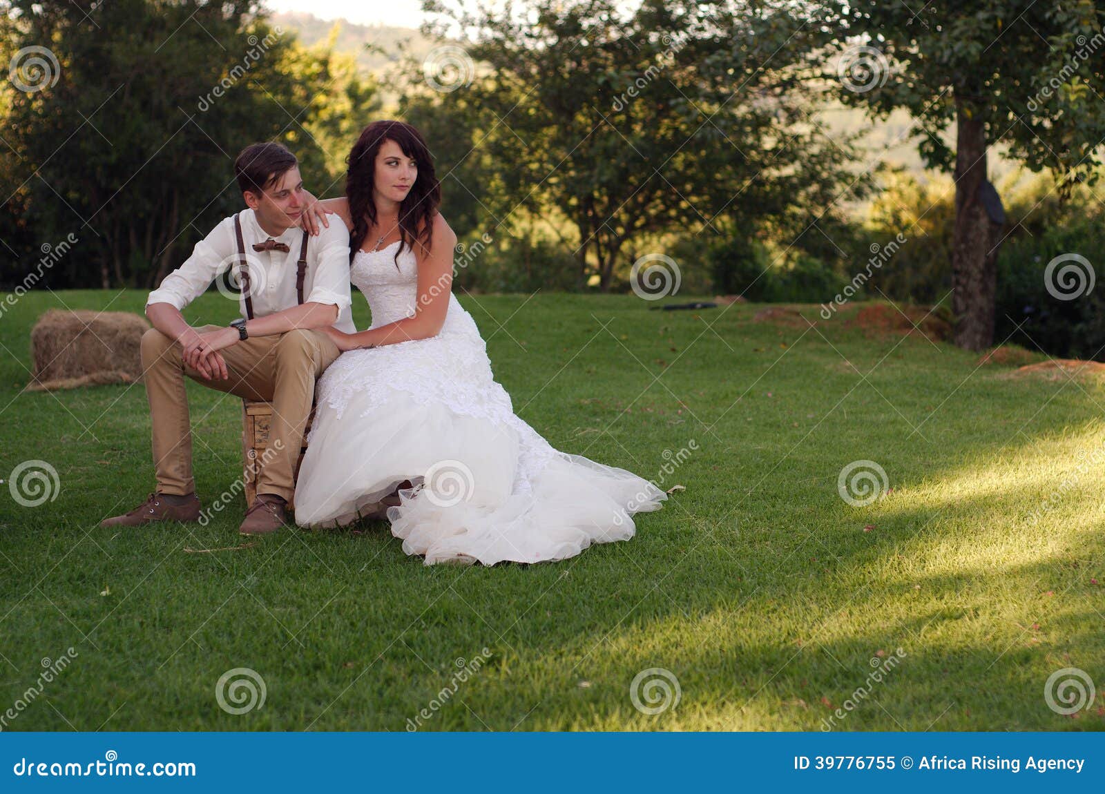 Bride and Groom in Garden Wedding Stock Image - Image of love ...