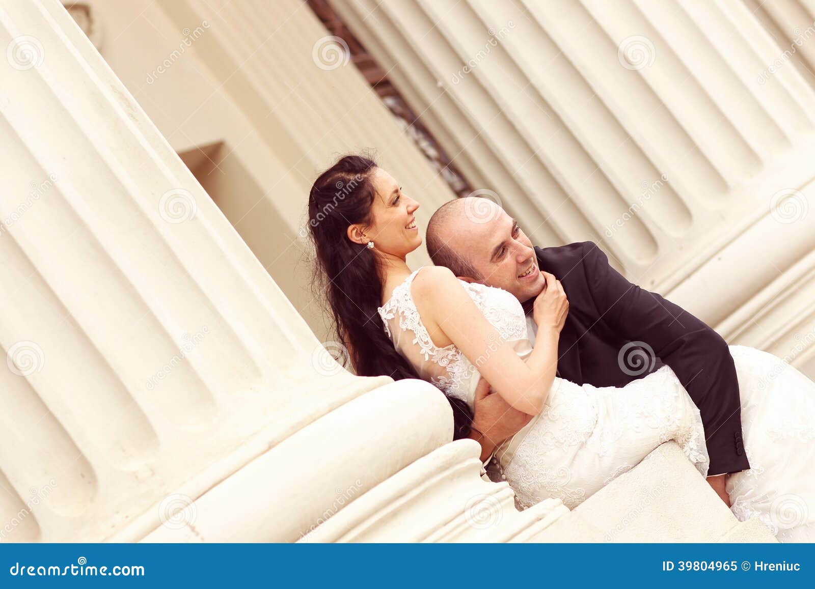Bride and groom love stock image. Image of flowers, brunette - 39804965