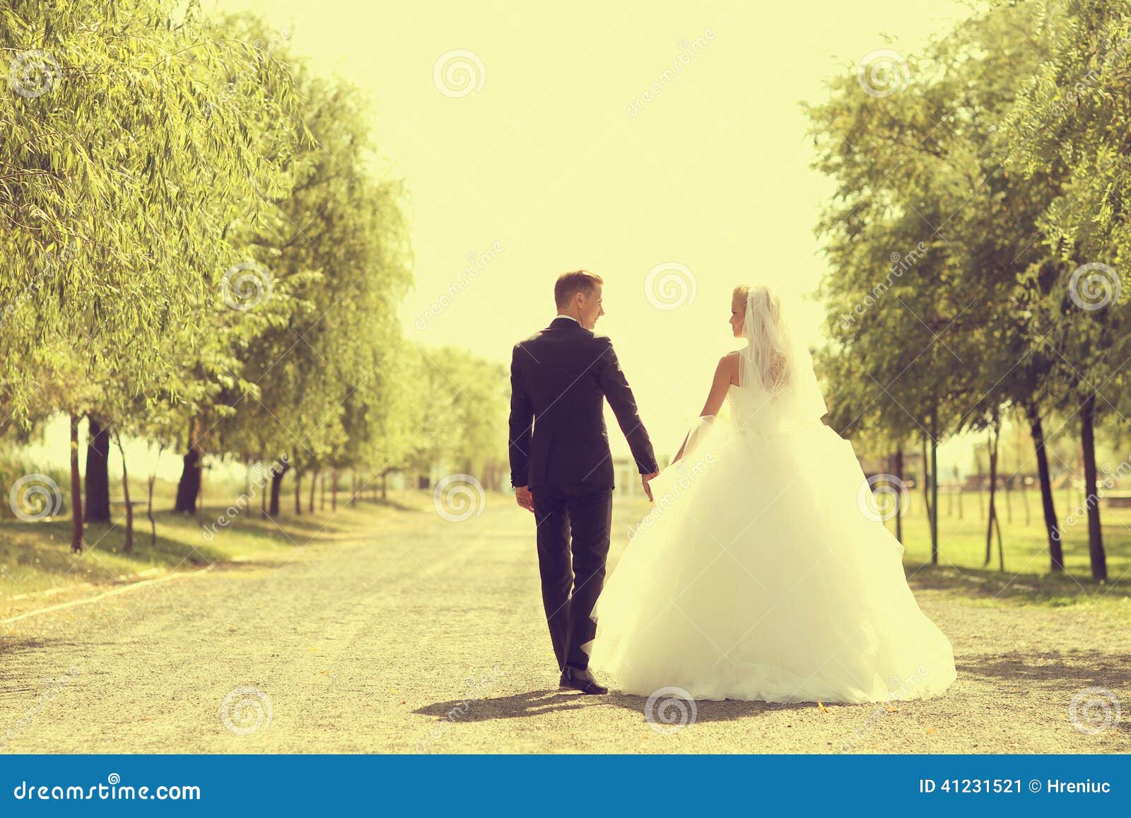 3,720 Bride Groom Walking Holding Hands Photos - Free & Royalty-Free ...