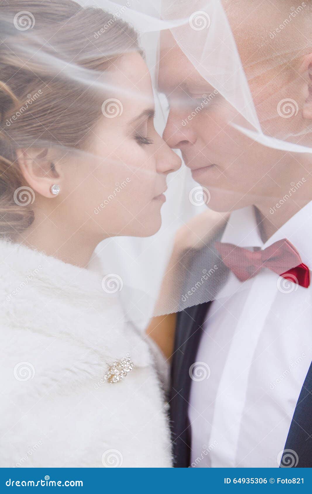 The Bride and Groom Wedding Stock Photo - Image of portrait, pretty ...
