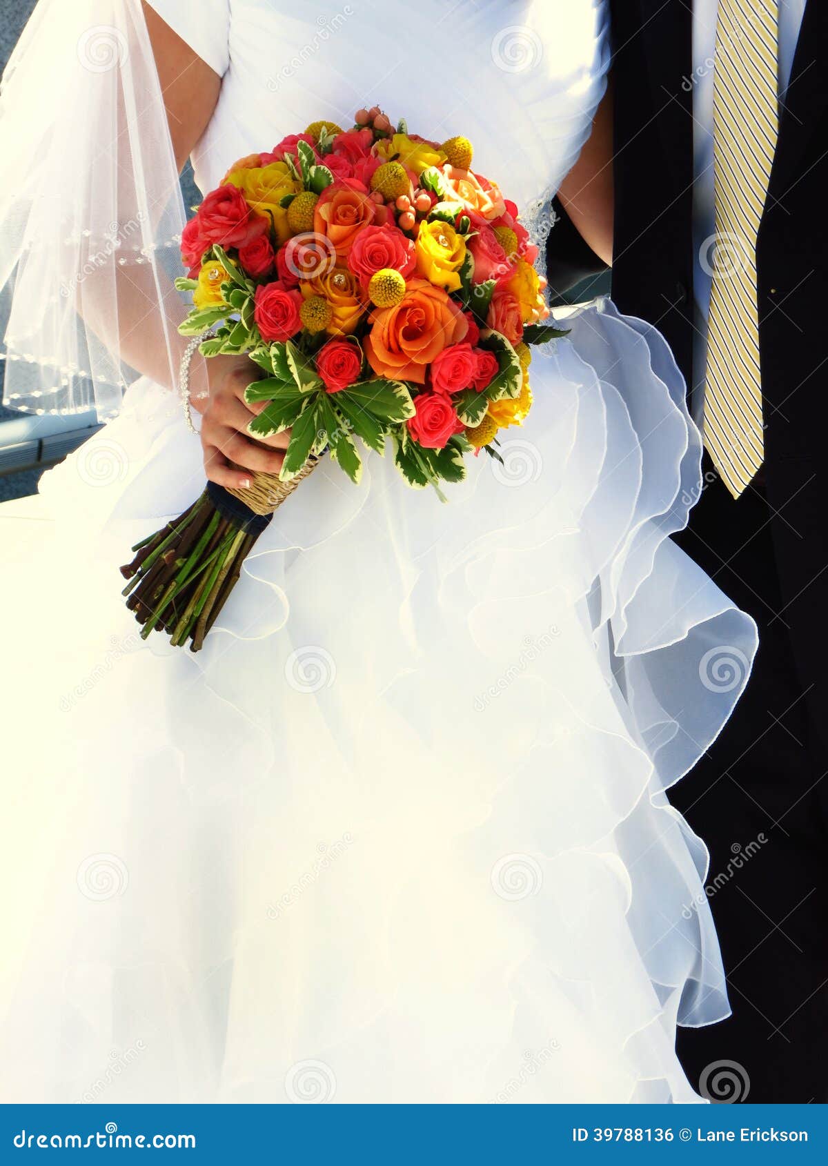 Bride and Groom Wedding Day Stock Photo - Image of flowers, event: 39788136
