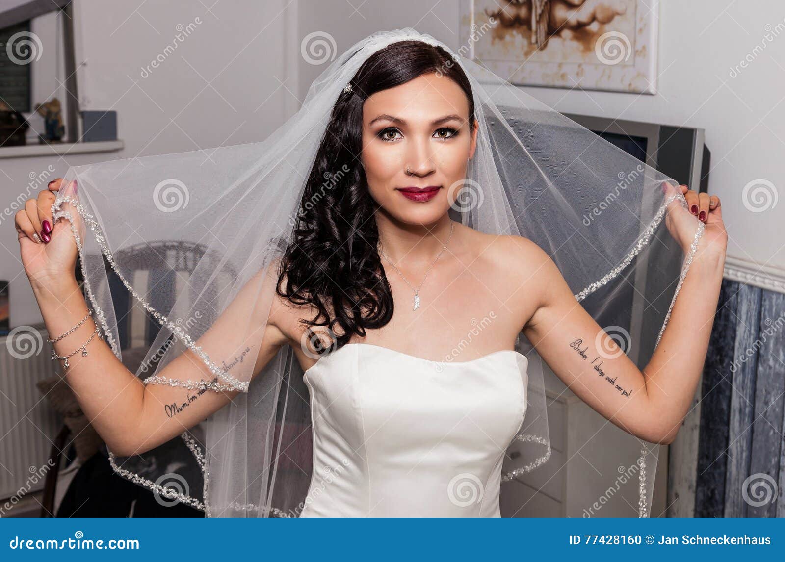 Bride in Preparing for the Wedding Stock Photo - Image of lace, bridal ...