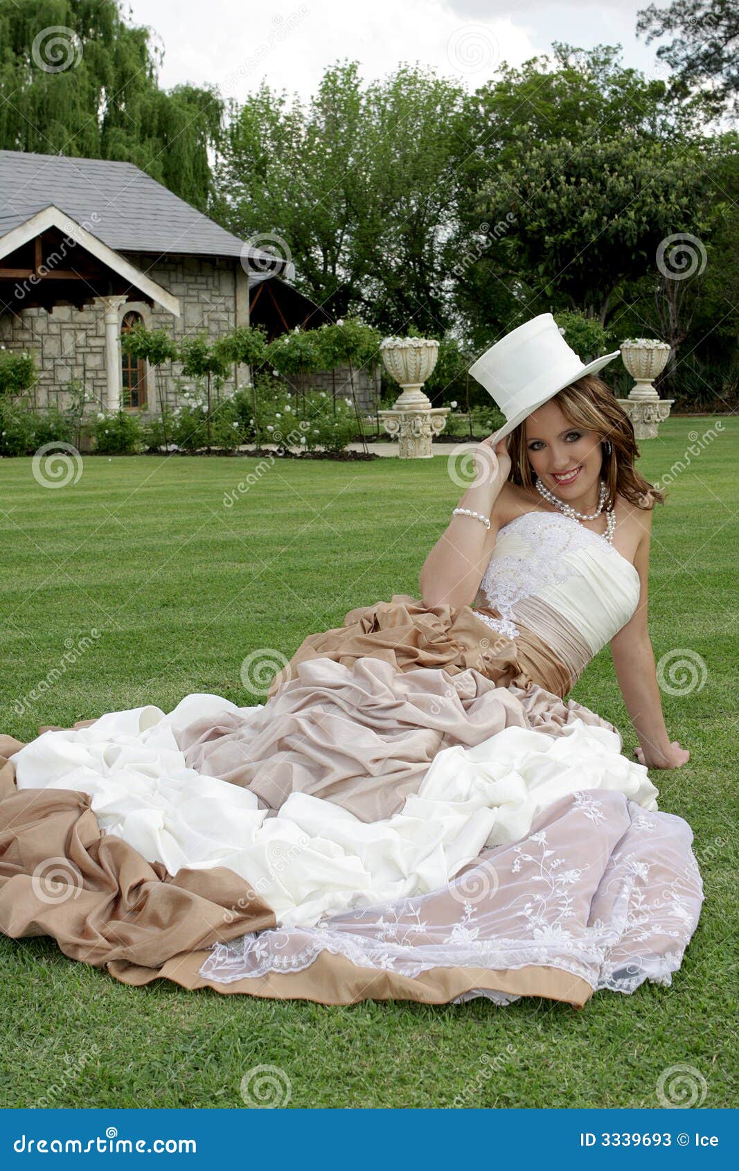 Bride Sitting stock image. Image of eyes, pretty, brunette - 3339693