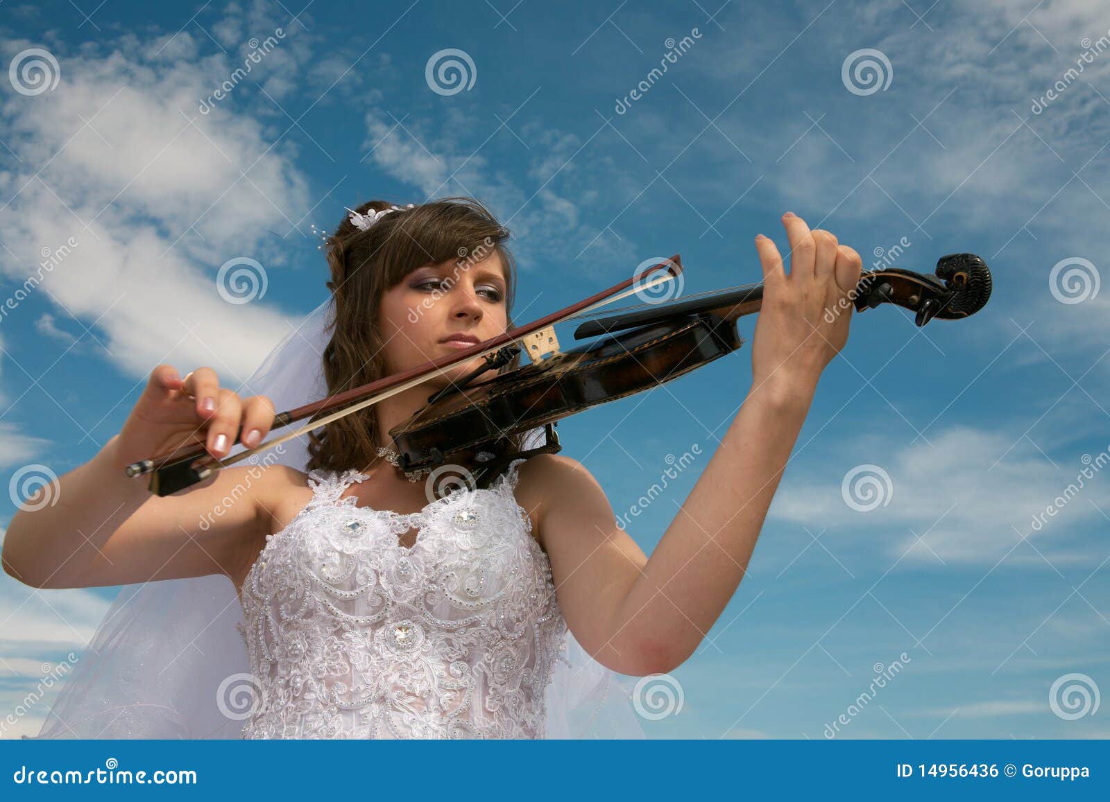 Bride & violin stock photo. Image of rural, violin - 14956436