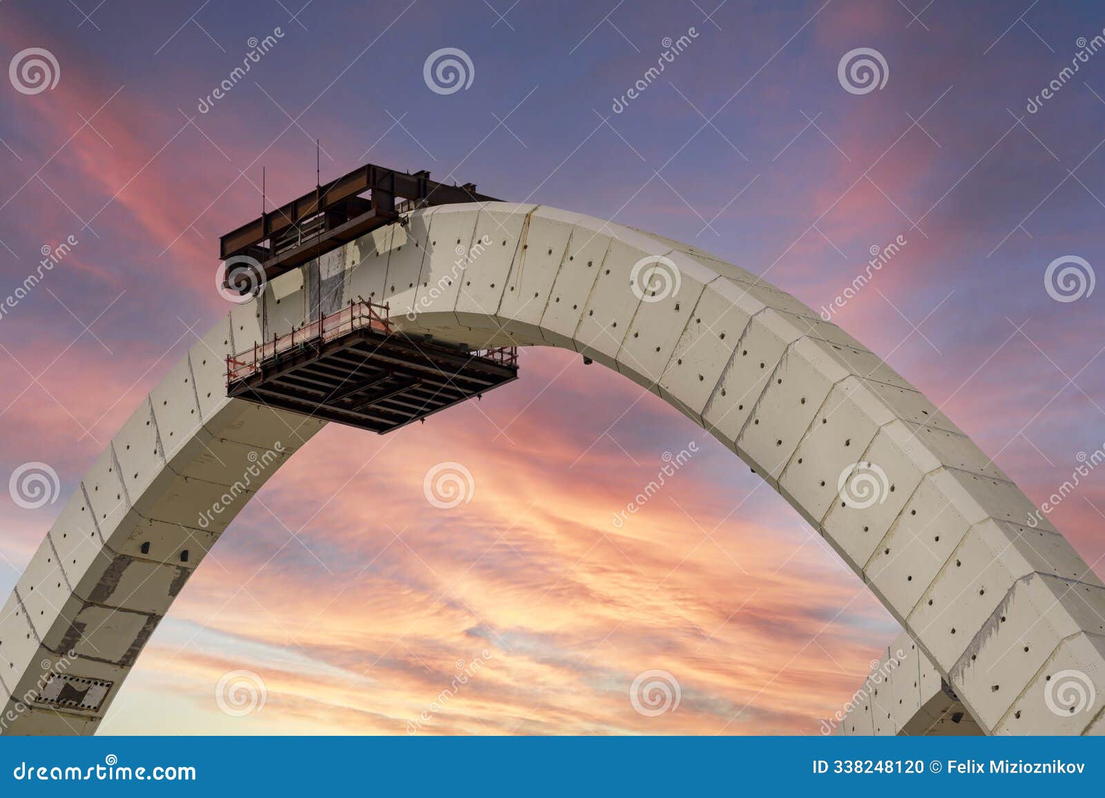 Bridge Arch Under Construction Miami 2024 Stock Photo - Image of ...