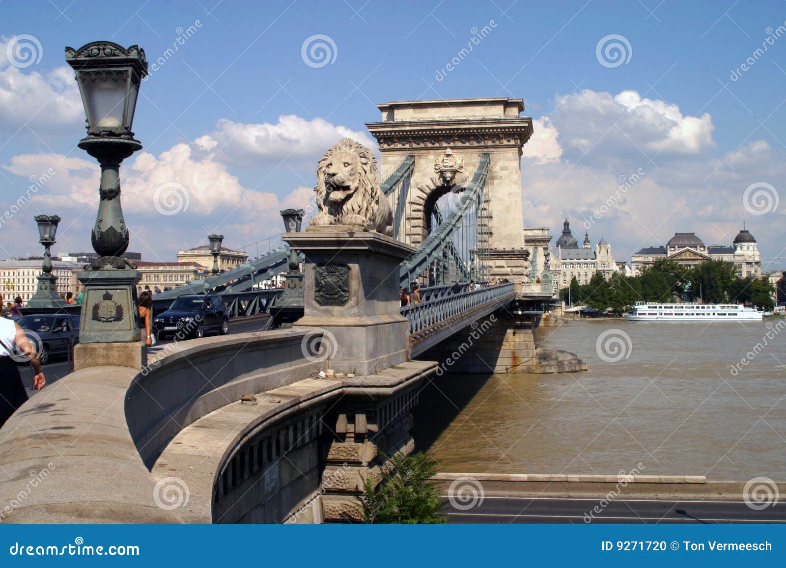 Bridge in Budapest stock photo. Image of budapest, water - 9271720
