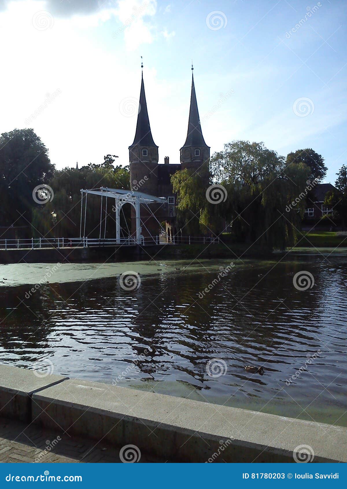 Bridge with castle stock image. Image of water, bridge - 81780203